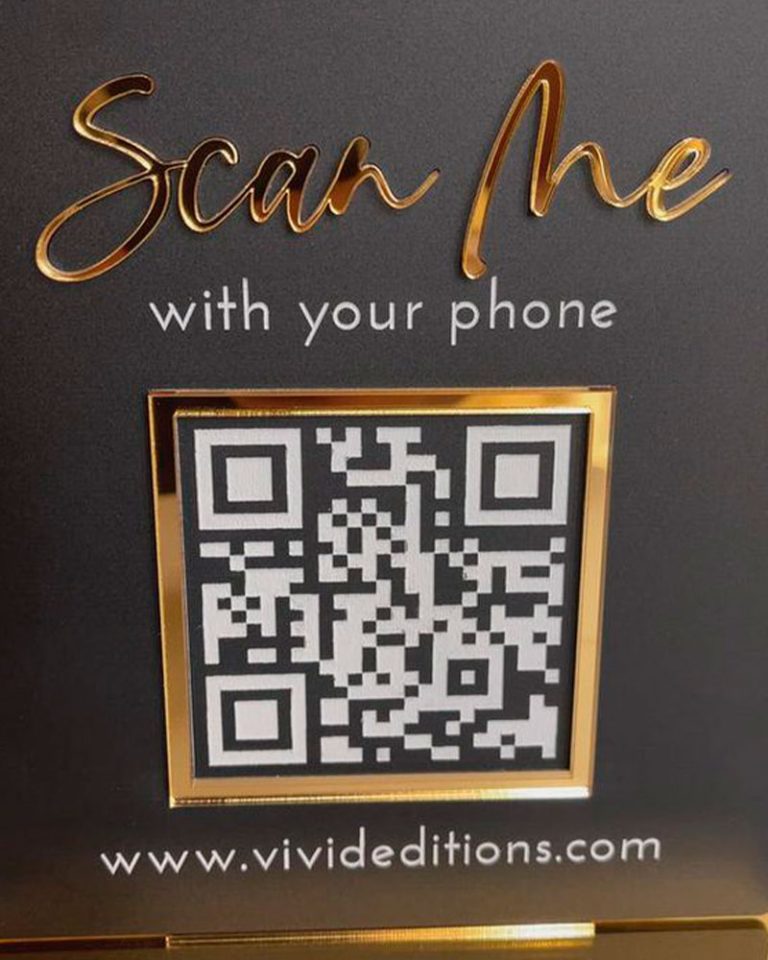 PLACA QR code - NITERÓI LASER CUTTING